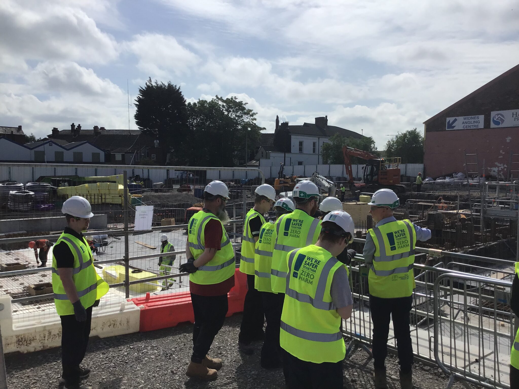 Students learn about construction on the ground | HBC newsroom
